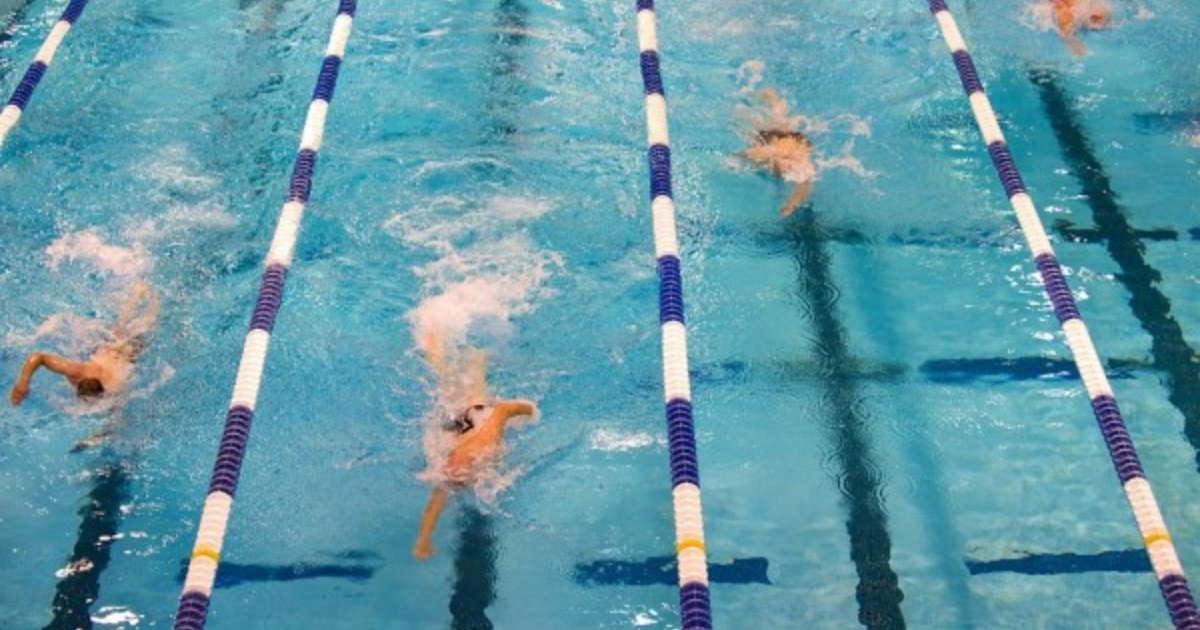 Final Call for Swimmers - Deans Community High School