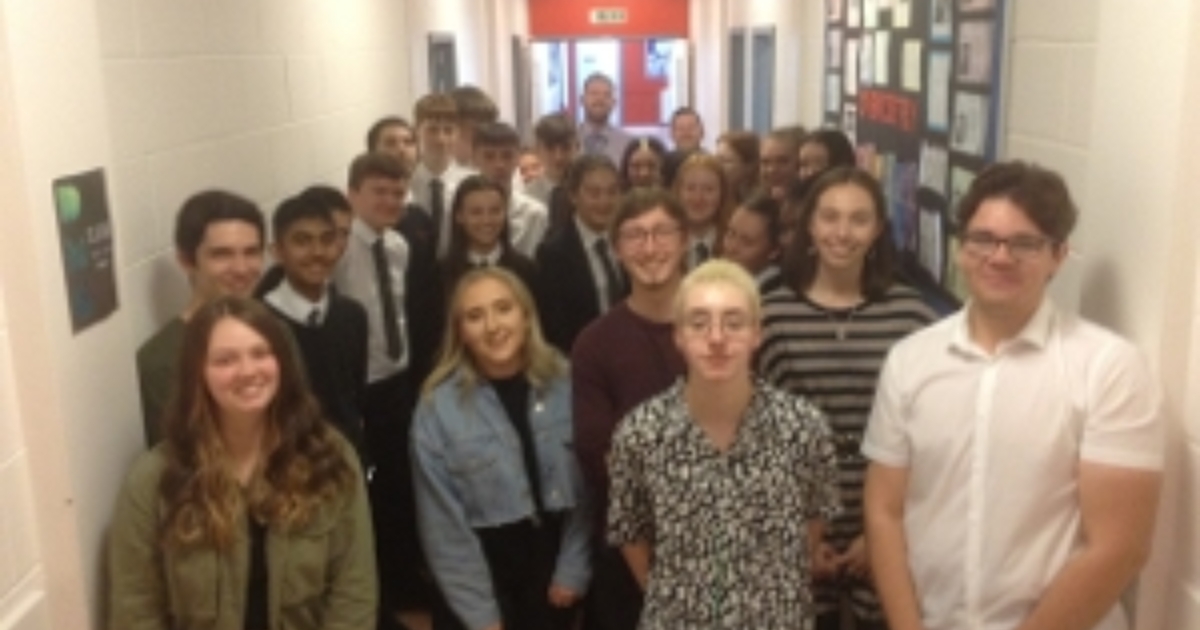 Former Students Return to Deans to Pass on Advice - Deans Community ...